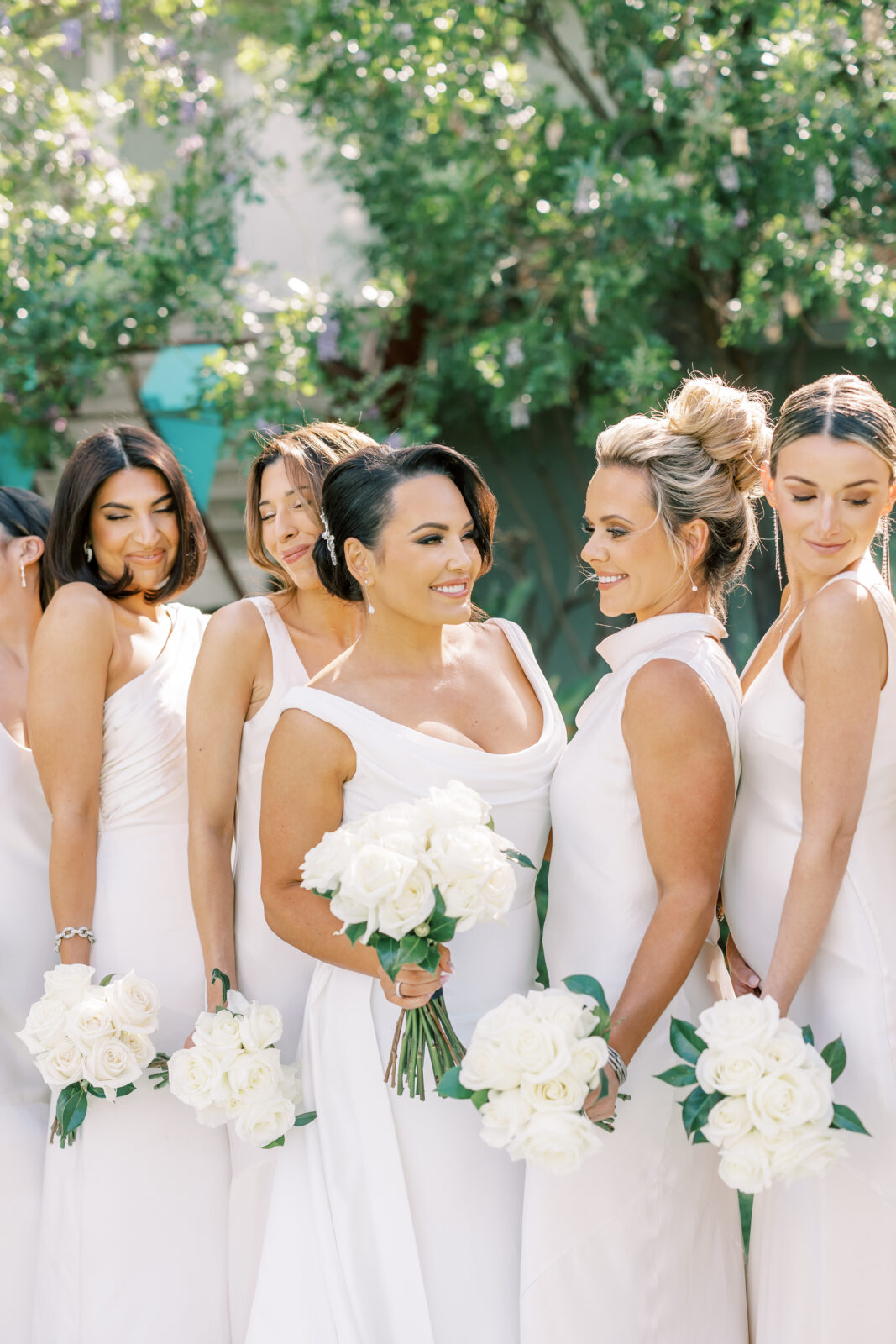 Timeless Elegance: A Classic Black and White Wedding | yj life